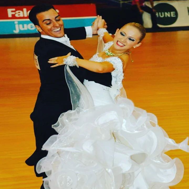 Arosa Ballroom Dance Studio – by Manuel Trillo